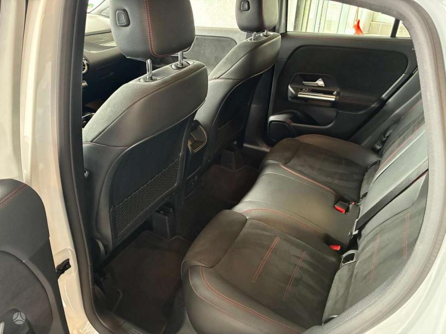 Balts Mercedes-Benz GLA 250 2021 Kauņa, ar dzinēja tilpumu 1.33 L un nobraukumu 133 tūkst. km par 28900 €, foto 14 vietnē AUTOMOTO.COM.LV