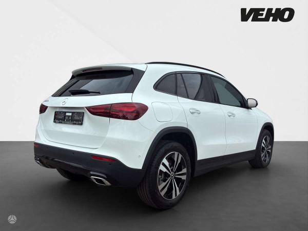 Белый Мерседес GLA 250 2026 в Вильнюс, объемом двигателя 1.33 л и пробегом 0 тыс. км за 49637 €, фото 5 на AUTOMOTO.COM.LV