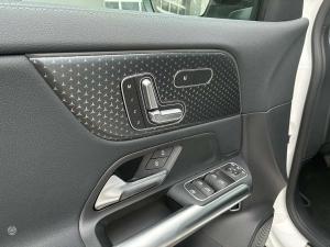 Белый Мерседес GLA 250 2026 в Вильнюс, объемом двигателя 1.33 л и пробегом 0 тыс. км за 49637 €, фото 25 на AUTOMOTO.COM.LV