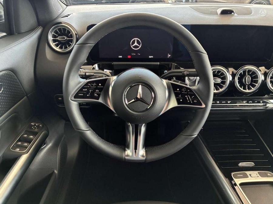 White Mercedes-Benz GLA 250 2026 in Vilnius, with an engine capacity of 1.33 L and mileage of 0 thousand km for 49501 €, photo 16 on AUTOMOTO.COM.LV