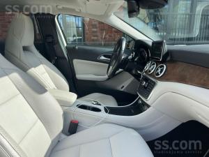 Balts Mercedes-Benz GLA 250 2014 Rīga, ar dzinēja tilpumu 2.00 L un nobraukumu 116 tūkst. km par 19900 €, foto 12 vietnē AUTOMOTO.COM.LV