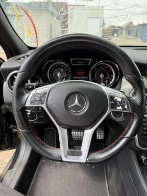 Black Mercedes-Benz gla-45-amg 2014 in Vilnius, with an engine capacity of 2.00 L and mileage of 387 thousand km for 9900 €, photo 21 on AUTOMOTO.COM.LV