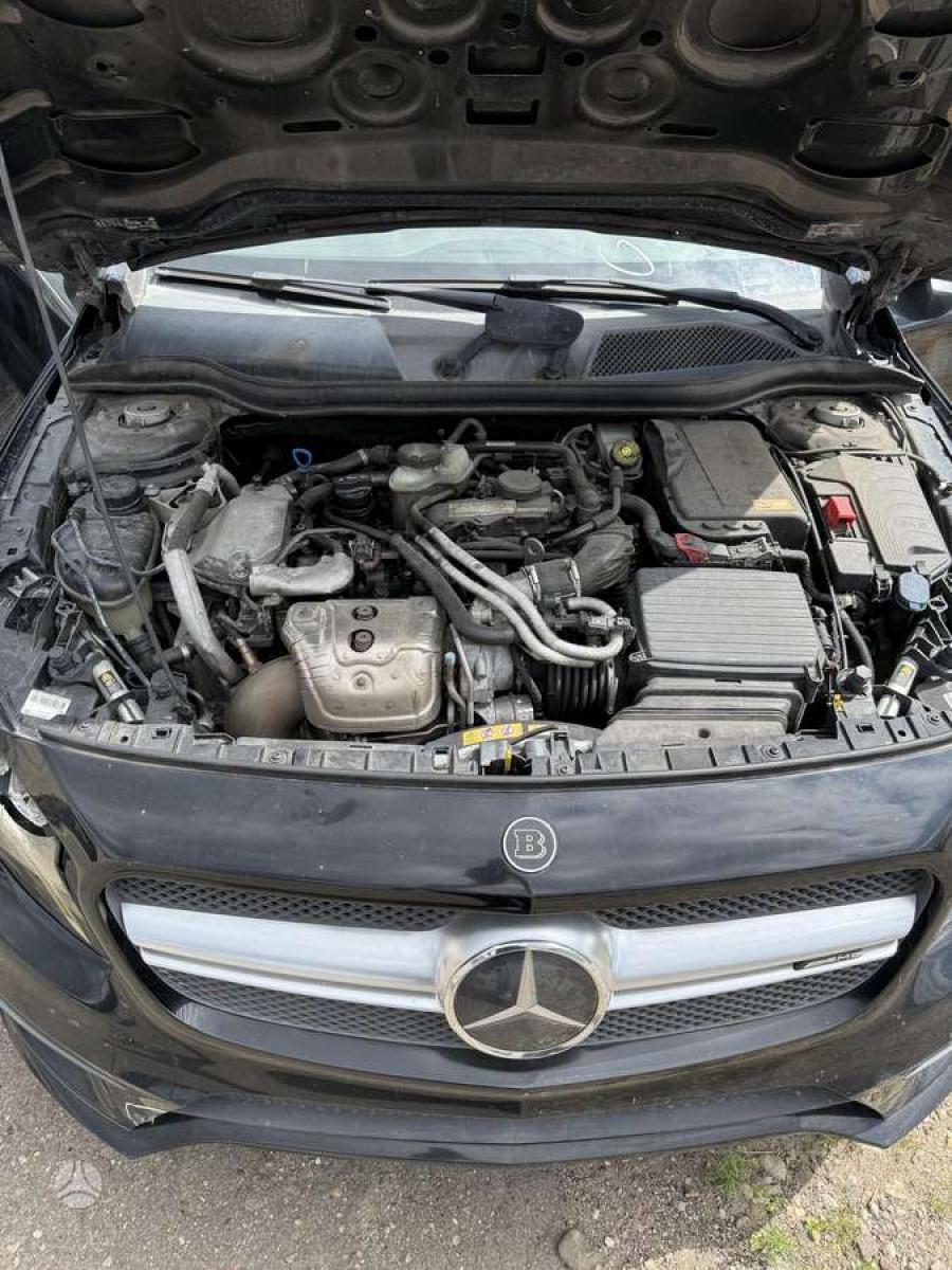 Black Mercedes-Benz gla-45-amg 2014 in Vilnius, with an engine capacity of 2.00 L and mileage of 387 thousand km for 9900 €, photo 23 on AUTOMOTO.COM.LV