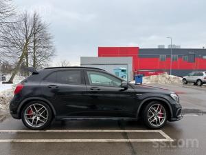 Melns Mercedes-Benz gla-45-amg 2015 Rīga, ar dzinēja tilpumu 2.00 L un nobraukumu 208 tūkst. km par 23000 €, foto 5 vietnē AUTOMOTO.COM.LV