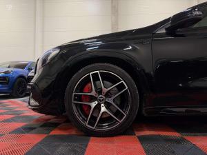 Melns Mercedes-Benz gla-45-amg 2016 Viļņa, ar dzinēja tilpumu 1.99 L un nobraukumu 140 tūkst. km par 23990 €, foto 12 vietnē AUTOMOTO.COM.LV
