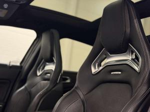 Melns Mercedes-Benz gla-45-amg 2016 Viļņa, ar dzinēja tilpumu 1.99 L un nobraukumu 140 tūkst. km par 23990 €, foto 16 vietnē AUTOMOTO.COM.LV
