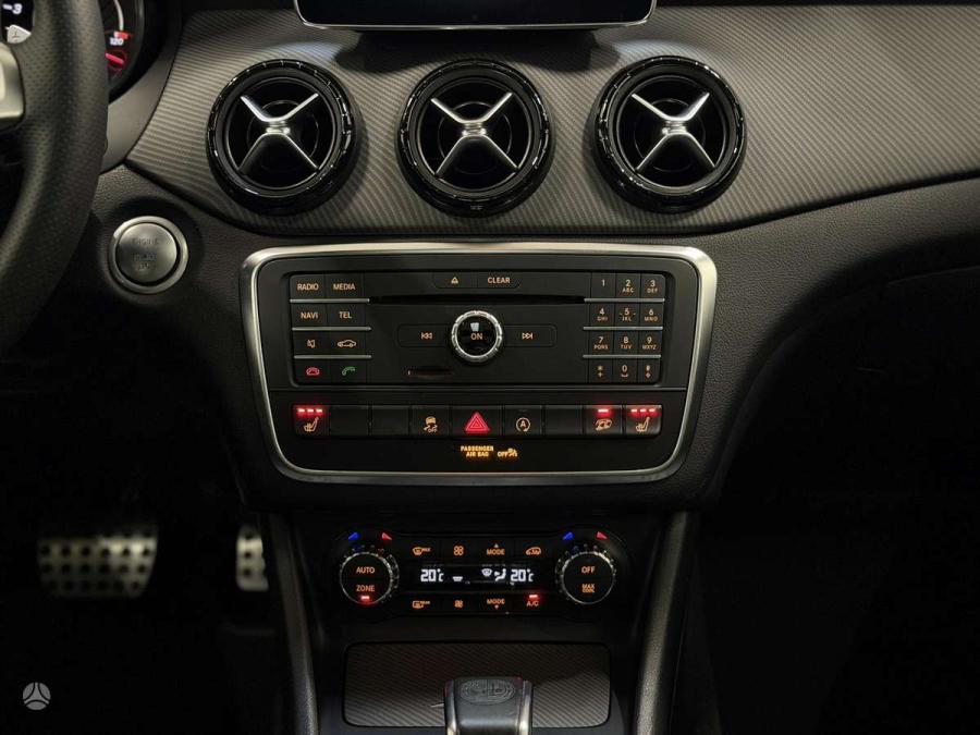 Melns Mercedes-Benz gla-45-amg 2016 Viļņa, ar dzinēja tilpumu 1.99 L un nobraukumu 140 tūkst. km par 23990 €, foto 23 vietnē AUTOMOTO.COM.LV