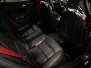 Melns Mercedes-Benz gla-45-amg 2016 Viļņa, ar dzinēja tilpumu 1.99 L un nobraukumu 140 tūkst. km par 23990 €, foto 33 vietnē AUTOMOTO.COM.LV