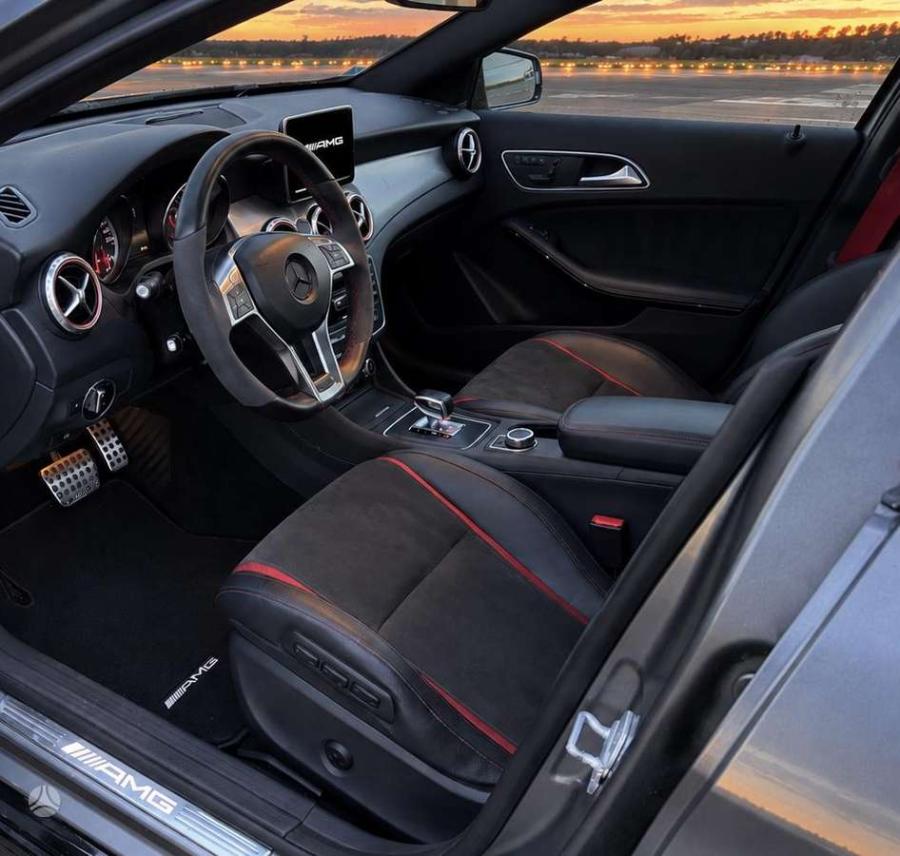 Pelēks Mercedes-Benz gla-45-amg 2015 Kauņa, ar dzinēja tilpumu 1.99 L un nobraukumu 158 tūkst. km par 21500 €, foto 7 vietnē AUTOMOTO.COM.LV