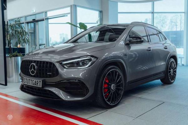 Grey Mercedes-Benz gla-45-amg 2022 in Riga, with an engine capacity of 1.99 L and mileage of 50 thousand km for 53900 €, photo 3 on AUTOMOTO.COM.LV