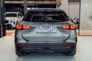 Grey Mercedes-Benz gla-45-amg 2022 in Riga, with an engine capacity of 1.99 L and mileage of 50 thousand km for 53900 €, photo 6 on AUTOMOTO.COM.LV