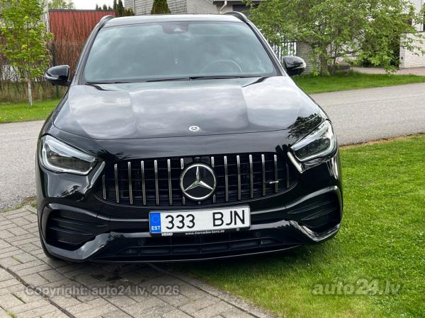Melns Mercedes-Benz GLA-Class 2021 Tallina, ar dzinēja tilpumu 2.00 L un nobraukumu 49 tūkst. km par 38500 €, foto 1 vietnē AUTOMOTO.COM.LV