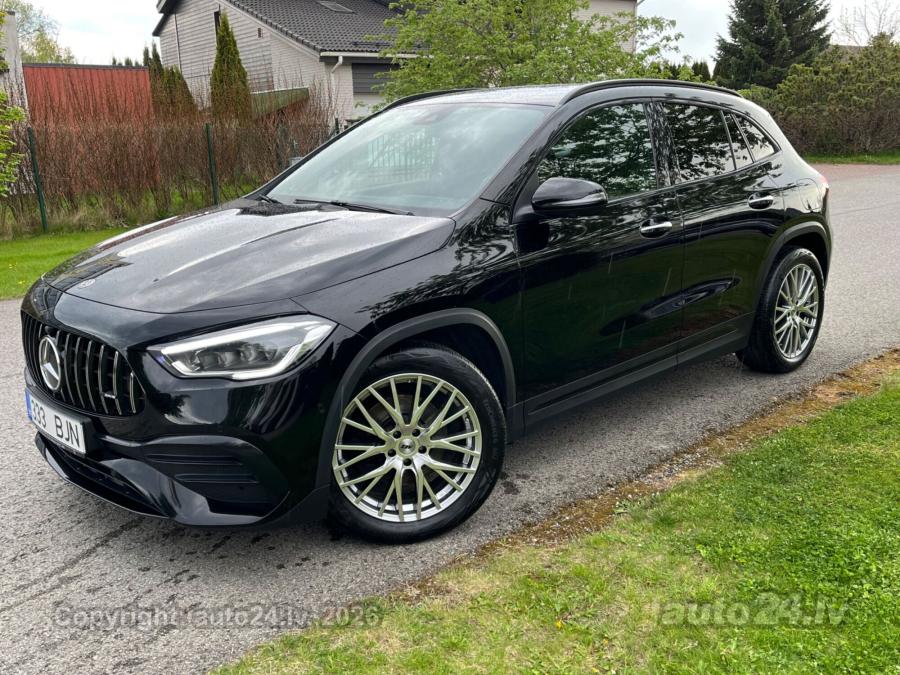 Melns Mercedes-Benz GLA-Class 2021 Tallina, ar dzinēja tilpumu 2.00 L un nobraukumu 49 tūkst. km par 38500 €, foto 4 vietnē AUTOMOTO.COM.LV