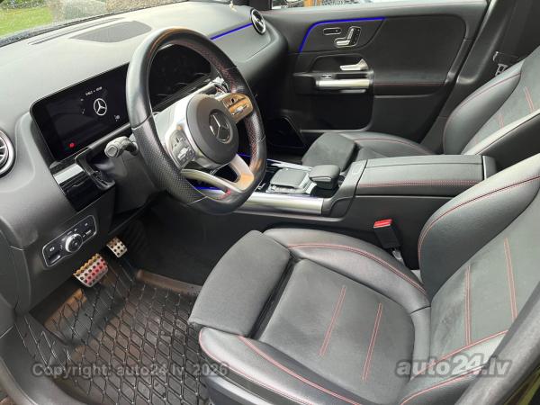 Melns Mercedes-Benz GLA-Class 2021 Tallina, ar dzinēja tilpumu 2.00 L un nobraukumu 49 tūkst. km par 38500 €, foto 9 vietnē AUTOMOTO.COM.LV