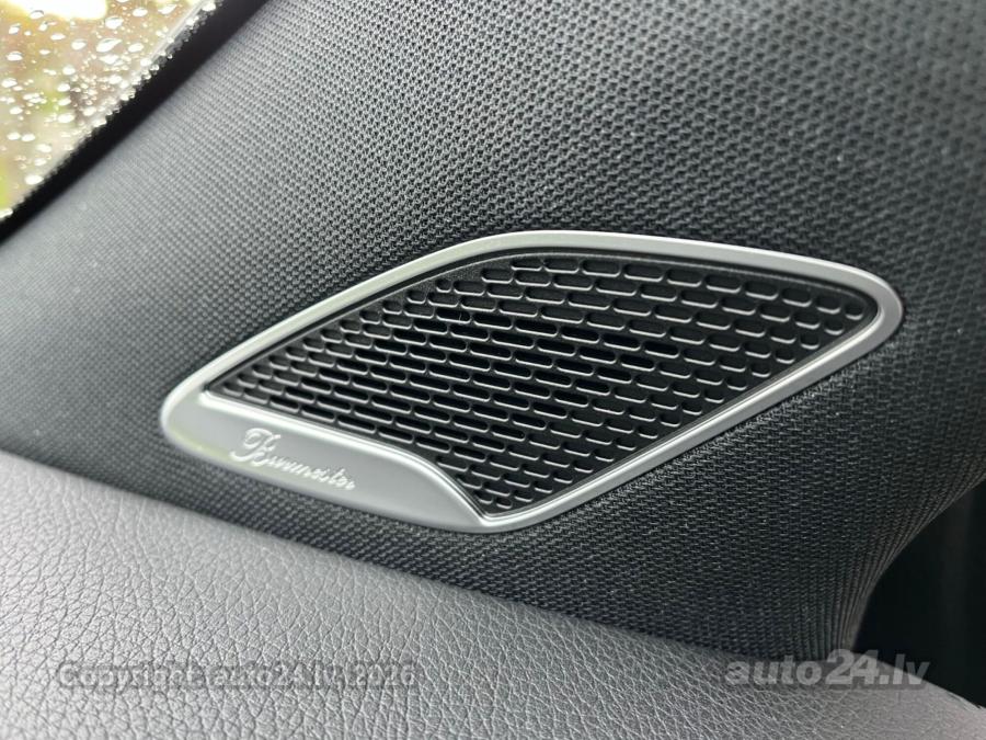 Melns Mercedes-Benz GLA-Class 2021 Tallina, ar dzinēja tilpumu 2.00 L un nobraukumu 49 tūkst. km par 38500 €, foto 13 vietnē AUTOMOTO.COM.LV