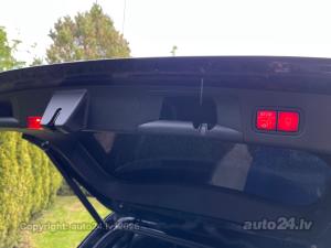 Melns Mercedes-Benz GLA-Class 2021 Tallina, ar dzinēja tilpumu 2.00 L un nobraukumu 49 tūkst. km par 38500 €, foto 16 vietnē AUTOMOTO.COM.LV