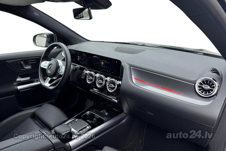 Black Mercedes-Benz GLA-Class 2021 in Parnu, with an engine capacity of 1.30 L and mileage of 20 thousand km for 31900 €, photo 8 on AUTOMOTO.COM.LV