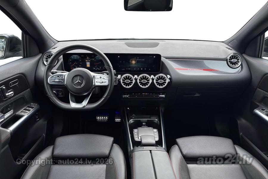 Black Mercedes-Benz GLA-Class 2021 in Parnu, with an engine capacity of 1.30 L and mileage of 20 thousand km for 31900 €, photo 11 on AUTOMOTO.COM.LV