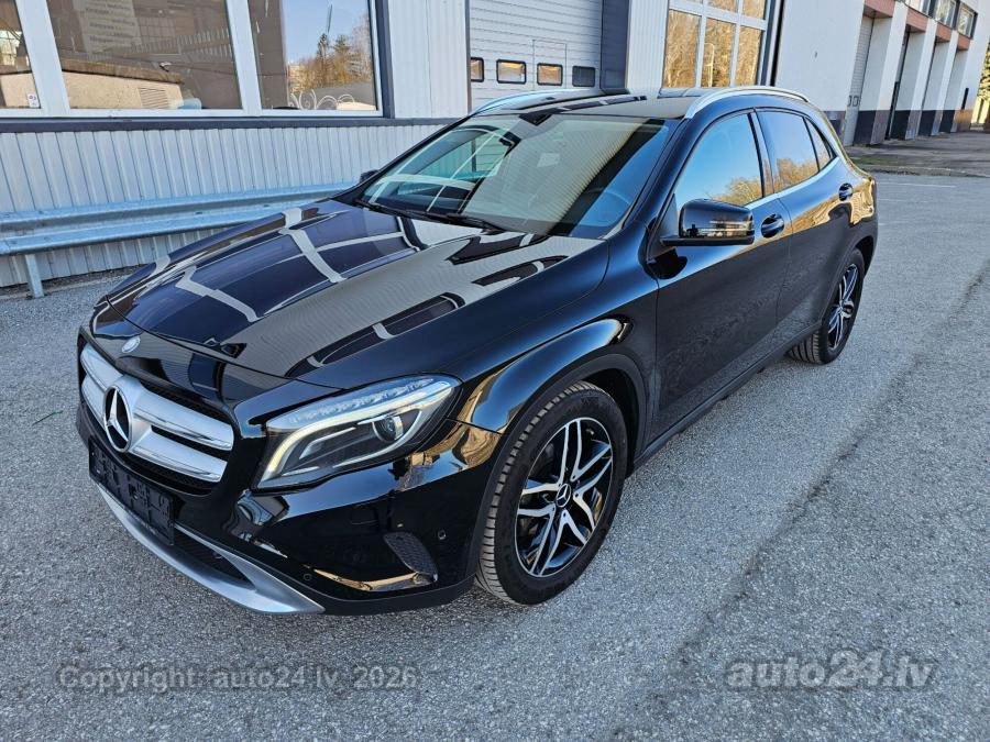 Black Mercedes-Benz GLA-Class 2014 in Tartu, with an engine capacity of 2.10 L and mileage of 224 thousand km for 12400 €, photo 1 on AUTOMOTO.COM.LV