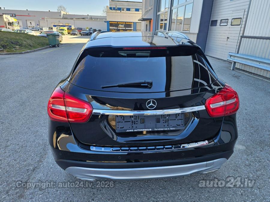 Black Mercedes-Benz GLA-Class 2014 in Tartu, with an engine capacity of 2.10 L and mileage of 224 thousand km for 12400 €, photo 5 on AUTOMOTO.COM.LV