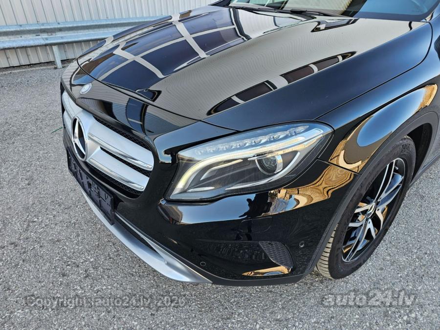 Black Mercedes-Benz GLA-Class 2014 in Tartu, with an engine capacity of 2.10 L and mileage of 224 thousand km for 12400 €, photo 17 on AUTOMOTO.COM.LV