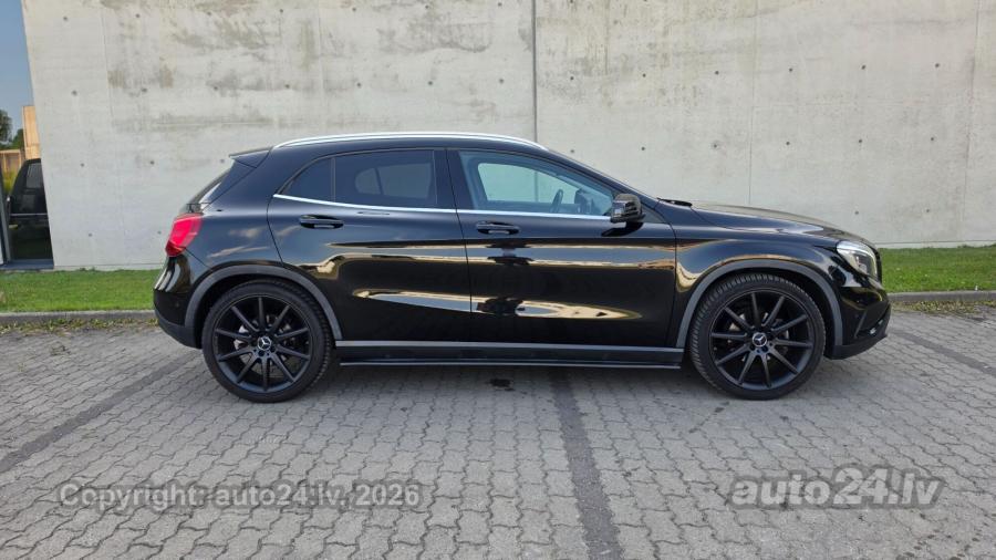 Melns Mercedes-Benz GLA-Class 2015 Viljandi, ar dzinēja tilpumu 2.20 L un nobraukumu 193 tūkst. km par 13800 €, foto 5 vietnē AUTOMOTO.COM.LV