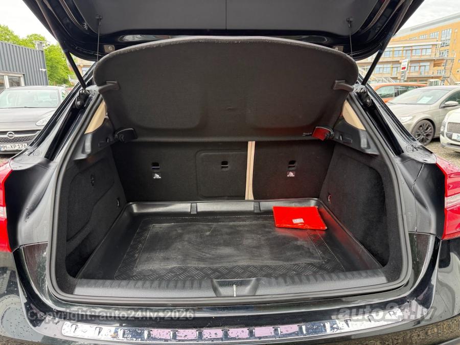 Melns Mercedes-Benz GLA-Class 2016 Rapla, ar dzinēja tilpumu 2.10 L un nobraukumu 126 tūkst. km par 22000 €, foto 8 vietnē AUTOMOTO.COM.LV