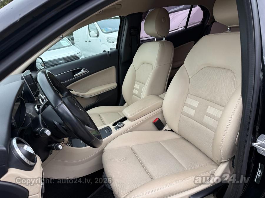 Melns Mercedes-Benz GLA-Class 2016 Rapla, ar dzinēja tilpumu 2.10 L un nobraukumu 126 tūkst. km par 22000 €, foto 10 vietnē AUTOMOTO.COM.LV