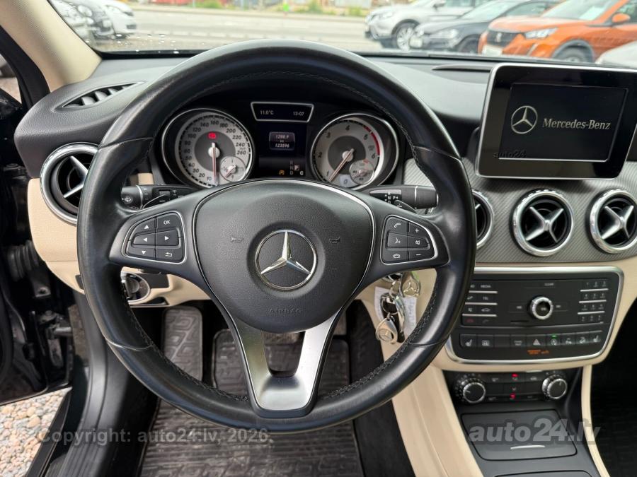 Melns Mercedes-Benz GLA-Class 2016 Rapla, ar dzinēja tilpumu 2.10 L un nobraukumu 126 tūkst. km par 22000 €, foto 11 vietnē AUTOMOTO.COM.LV