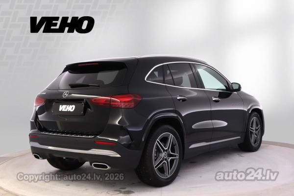 Melns Mercedes-Benz GLA-Class 2024 Tallina, ar dzinēja tilpumu 1.30 L un nobraukumu 6 tūkst. km par 37900 €, foto 7 vietnē AUTOMOTO.COM.LV
