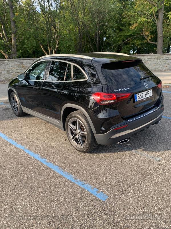 Melns Mercedes-Benz GLA-Class 2020 Tallina, ar dzinēja tilpumu 1.30 L un nobraukumu 78 tūkst. km par 35640 €, foto 7 vietnē AUTOMOTO.COM.LV