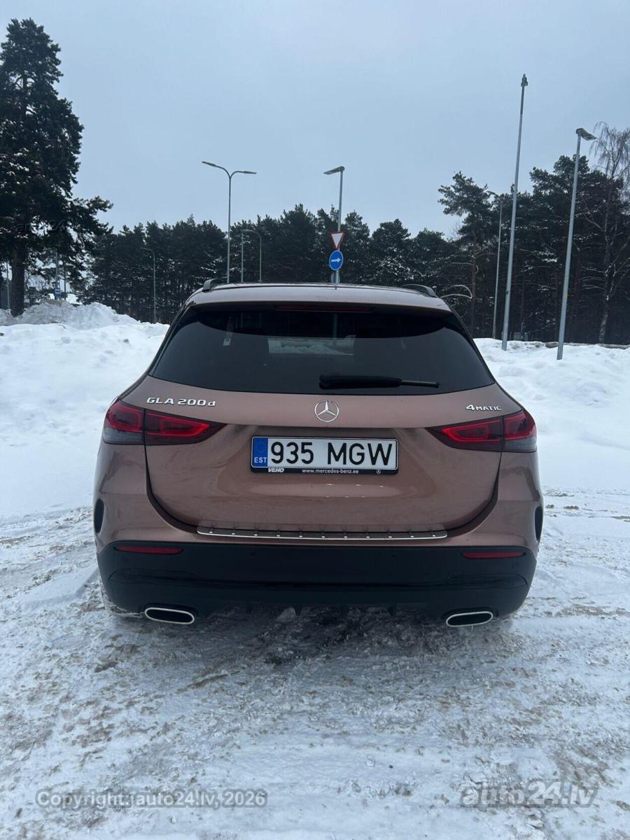 Brown Mercedes-Benz GLA-Class 2021 in Tallinn, with an engine capacity of 2.00 L and mileage of 104 thousand km for 34500 €, photo 5 on AUTOMOTO.COM.LV