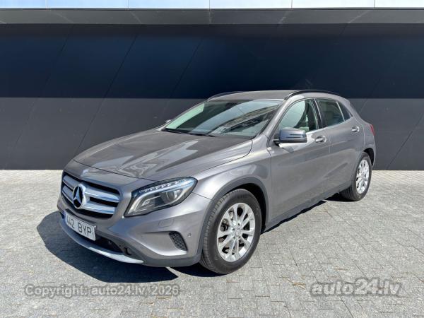 Grey Mercedes-Benz GLA-Class 2014 in Tallinn, with an engine capacity of 2.10 L and mileage of 101 thousand km for 14990 €, photo 1 on AUTOMOTO.COM.LV