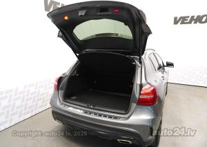 Grey Mercedes-Benz GLA-Class 2017 in Tartu, with an engine capacity of 2.00 L and mileage of 141 thousand km for 18500 €, photo 8 on AUTOMOTO.COM.LV