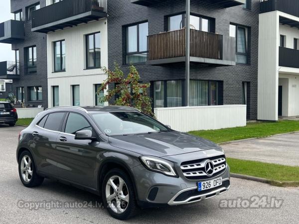 Pelēks Mercedes-Benz GLA-Class 2017 Tartu, ar dzinēja tilpumu 2.10 L un nobraukumu 244 tūkst. km par 13500 €, foto 3 vietnē AUTOMOTO.COM.LV