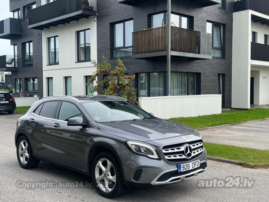 Pelēks Mercedes-Benz GLA-Class 2017 Tartu, ar dzinēja tilpumu 2.10 L un nobraukumu 244 tūkst. km par 13500 €, foto 3 vietnē AUTOMOTO.COM.LV