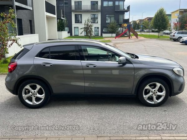 Pelēks Mercedes-Benz GLA-Class 2017 Tartu, ar dzinēja tilpumu 2.10 L un nobraukumu 244 tūkst. km par 13500 €, foto 4 vietnē AUTOMOTO.COM.LV