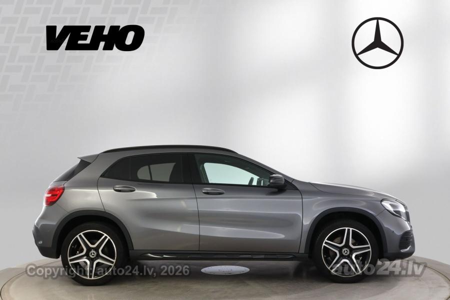 Grey Mercedes-Benz GLA-Class 2019 in Tallinn, with an engine capacity of 2.00 L and mileage of 93 thousand km for 20900 €, photo 3 on AUTOMOTO.COM.LV