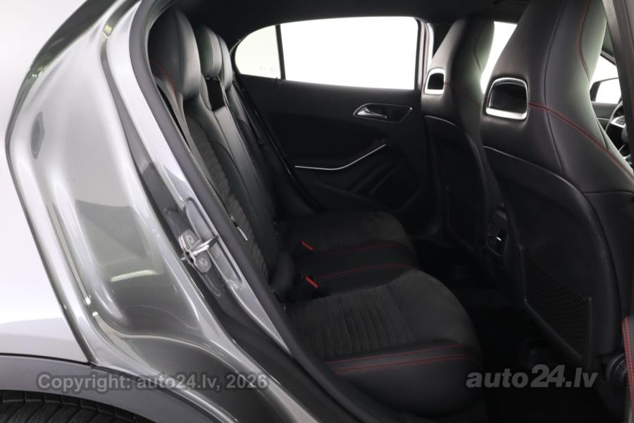 Grey Mercedes-Benz GLA-Class 2019 in Tallinn, with an engine capacity of 2.00 L and mileage of 93 thousand km for 20900 €, photo 11 on AUTOMOTO.COM.LV