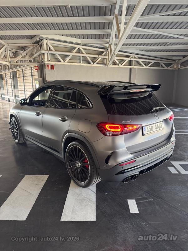 Grey Mercedes-Benz GLA-Class 2021 in Tallinn, with an engine capacity of 2.00 L and mileage of 42 thousand km for 53000 €, photo 4 on AUTOMOTO.COM.LV