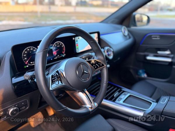 Grey Mercedes-Benz GLA-Class 2024 in Tallinn, with an engine capacity of 1.30 L and mileage of 31 thousand km for 37500 €, photo 8 on AUTOMOTO.COM.LV