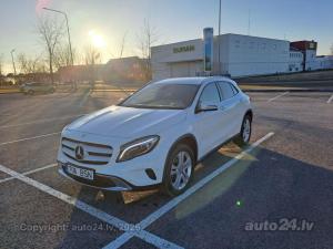 Balts Mercedes-Benz GLA-Class 2016 Tallina, ar dzinēja tilpumu 1.60 L un nobraukumu 166 tūkst. km par 16000 €, foto 3 vietnē AUTOMOTO.COM.LV