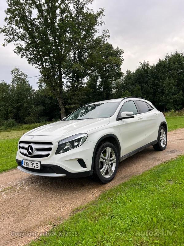 Balts Mercedes-Benz GLA-Class 2016 Tallina, ar dzinēja tilpumu 2.10 L un nobraukumu 250 tūkst. km par 10500 €, foto 2 vietnē AUTOMOTO.COM.LV