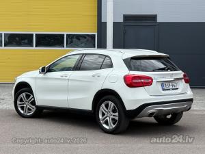 White Mercedes-Benz GLA-Class 2016 in Tallinn, with an engine capacity of 2.10 L and mileage of 128 thousand km for 14900 €, photo 6 on AUTOMOTO.COM.LV