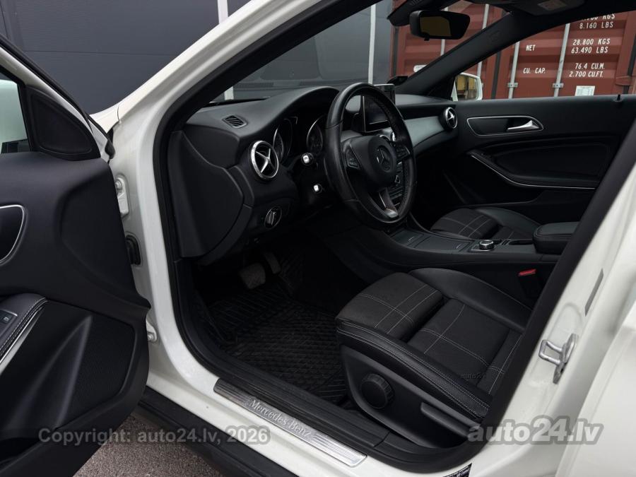 White Mercedes-Benz GLA-Class 2016 in Tallinn, with an engine capacity of 2.10 L and mileage of 128 thousand km for 14900 €, photo 7 on AUTOMOTO.COM.LV