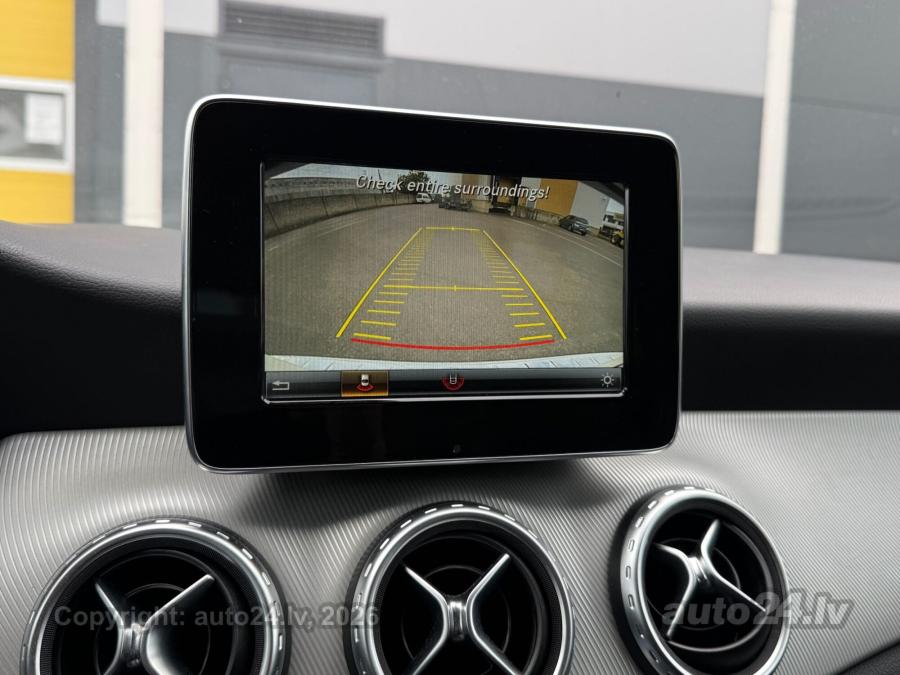 White Mercedes-Benz GLA-Class 2016 in Tallinn, with an engine capacity of 2.10 L and mileage of 128 thousand km for 14900 €, photo 13 on AUTOMOTO.COM.LV