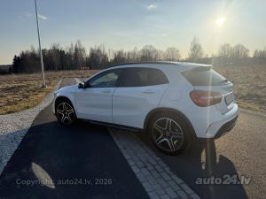 White Mercedes-Benz GLA-Class 2018 in Tallinn, with an engine capacity of 2.10 L and mileage of 115 thousand km for 19900 €, photo  on AUTOMOTO.COM.LV