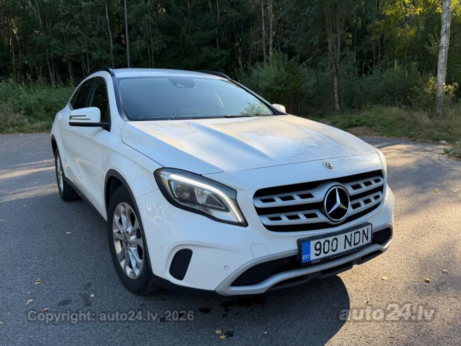 White Mercedes-Benz GLA-Class 2018 in Tallinn, with an engine capacity of 2.10 L and mileage of 230 thousand km for 13900 €, photo 10 on AUTOMOTO.COM.LV