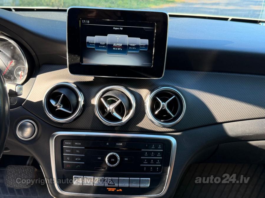 White Mercedes-Benz GLA-Class 2018 in Tallinn, with an engine capacity of 2.10 L and mileage of 230 thousand km for 13900 €, photo 11 on AUTOMOTO.COM.LV