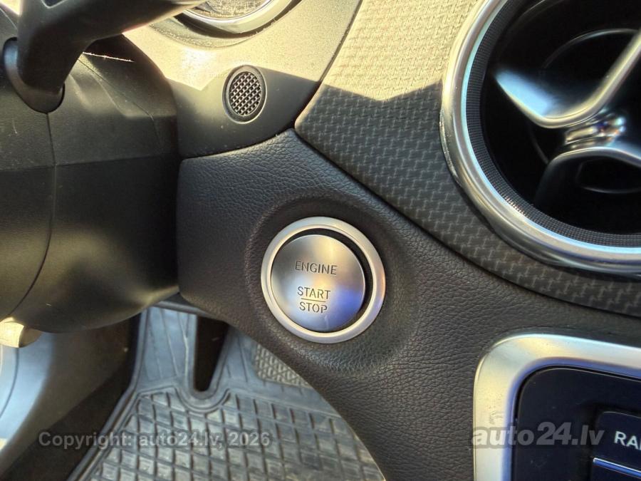 White Mercedes-Benz GLA-Class 2018 in Tallinn, with an engine capacity of 2.10 L and mileage of 230 thousand km for 13900 €, photo 16 on AUTOMOTO.COM.LV